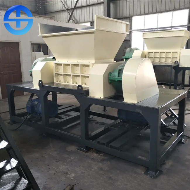2*110kw Power Dual Shaft Shredder Machine 15ton/H 18 Ton/H 9crsi Blades